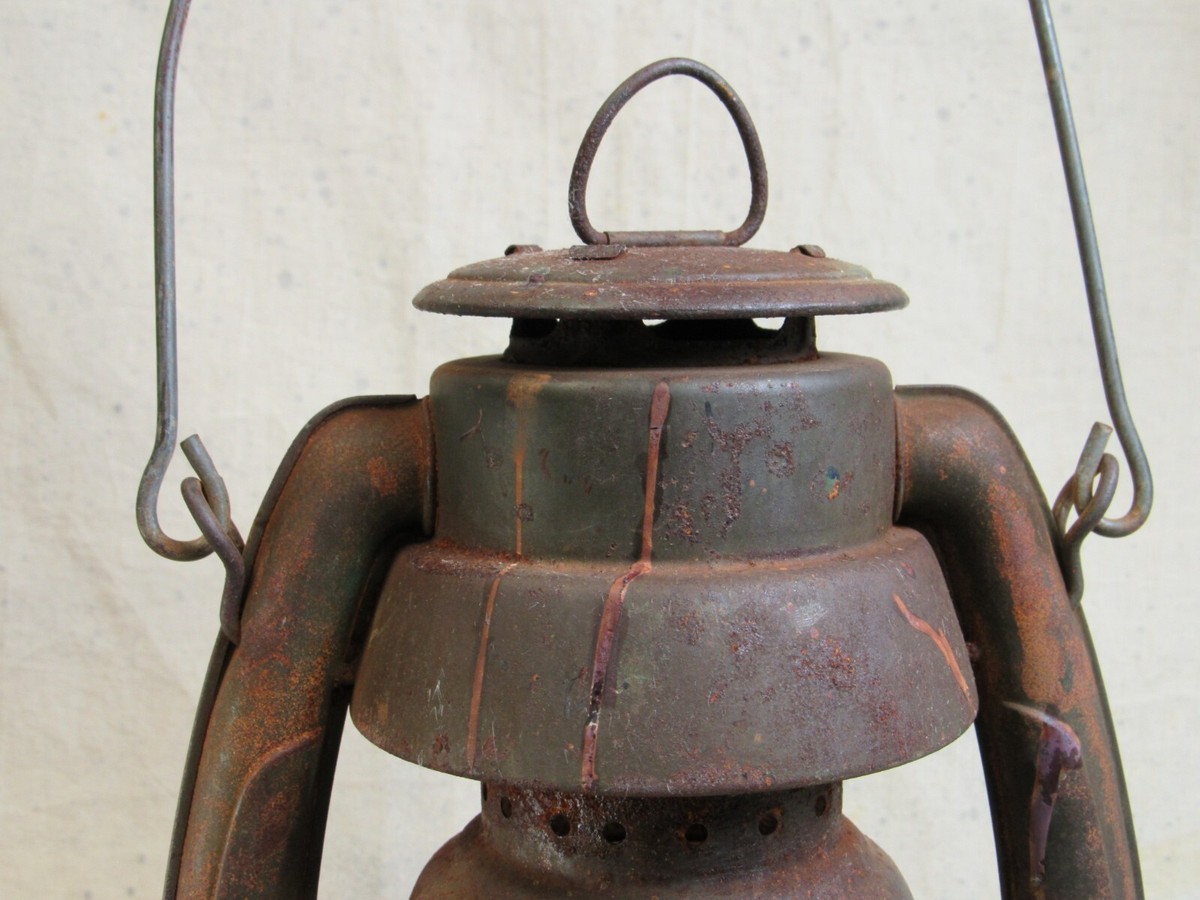 Embury # 1 LITTLE AIR PILOT rail/farm lantern Warsaw NY USA Embury # 1 LITTLE AIR PILOT rail/farm lantern Warsaw NY USA