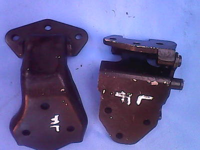XR XT XW XY GT GS falcon door hinge left front top only, free shipping ...