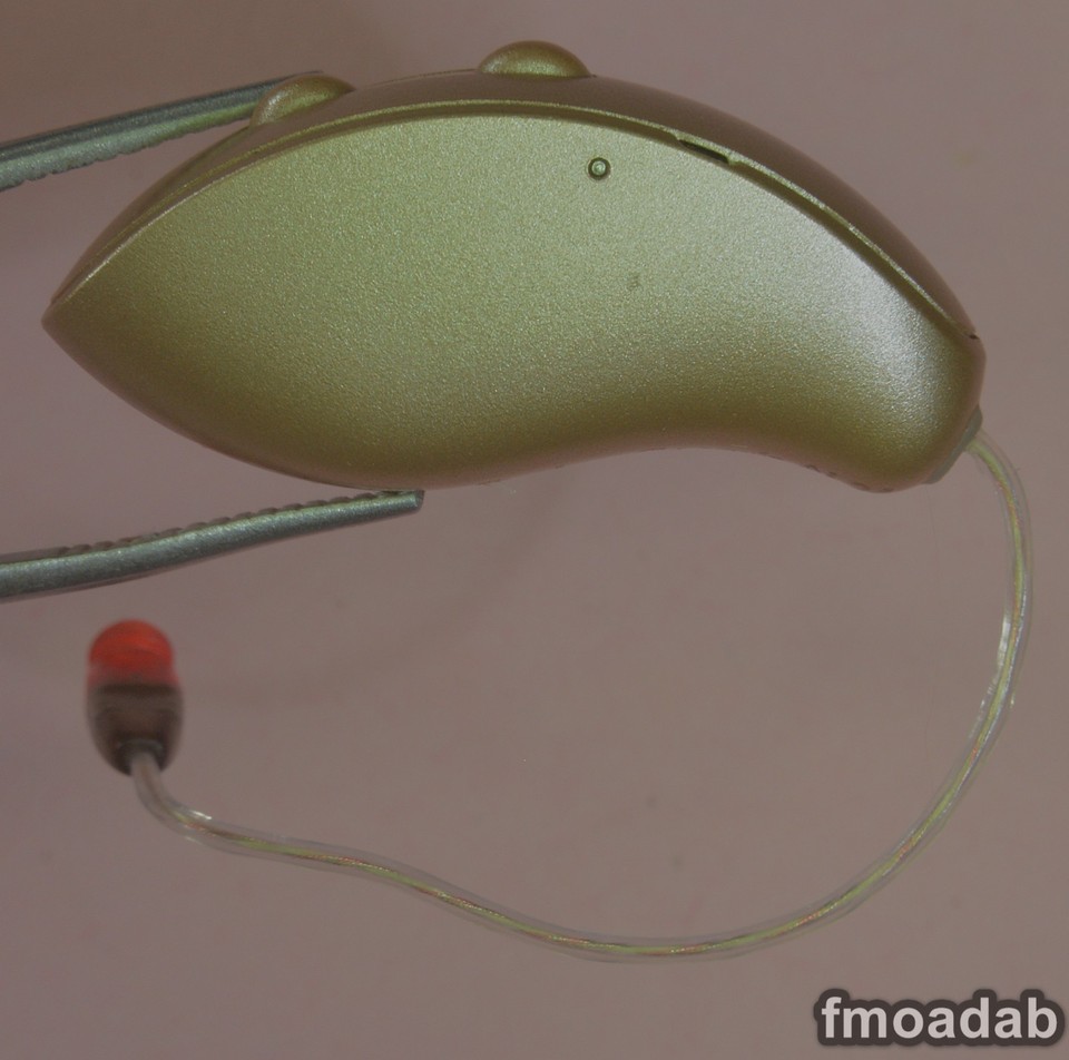 PAIR OF RECHARGEABLE STARKEY GENESIS AI 24 RIC RT DIGITAL HEARING AIDS ...