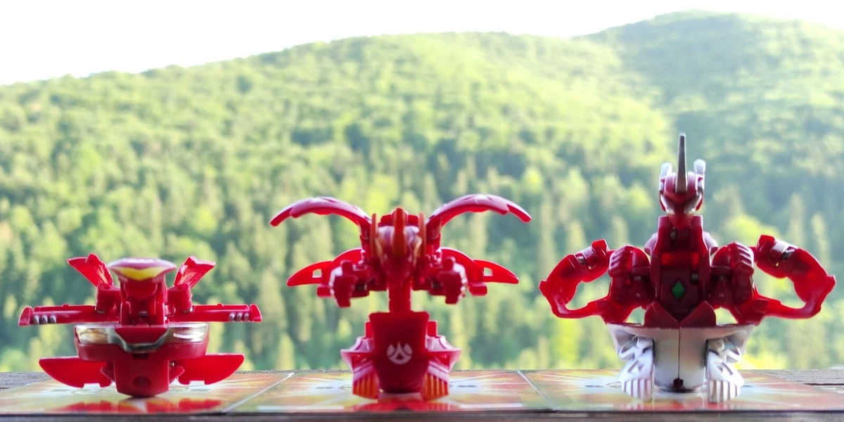 Bakugan Blitz Dragonoid
