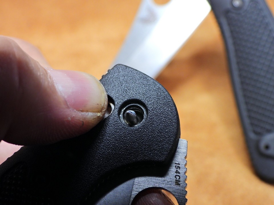 Pivot Alignment Tool for Axis lock knives - Scale Swap Cheat Code for ...