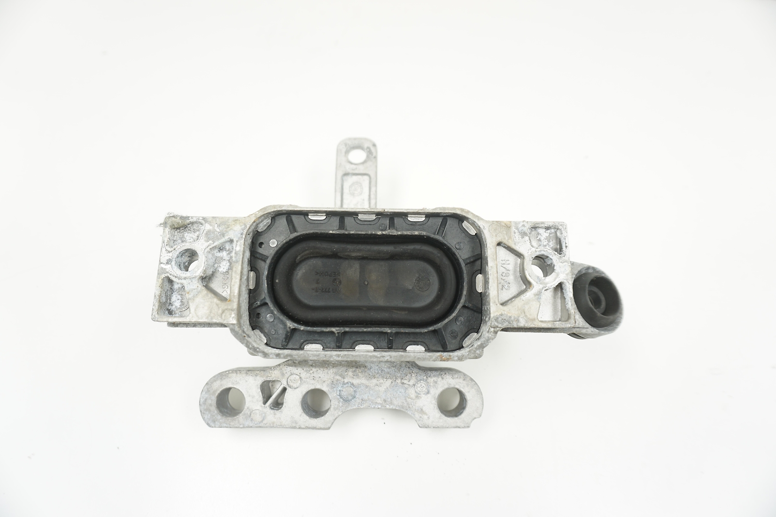 13 2013-2019 Cadillac Xts Fwd Right Motor Engine Mount Used Oem ...