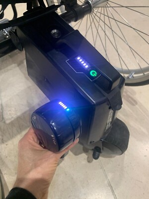 Alber Smoov One power attachment. Bought in Apr 2022, used part-time ...