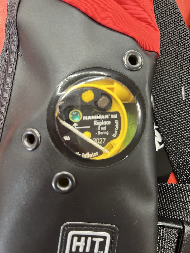 HYDROSTATIC INFLATABLE PFD WITH MERCURY LOGO-RED | eBay