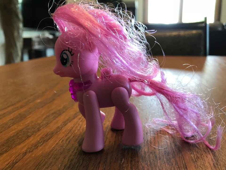 My Little Pony Exclusive Canterlot SHINE BRIGHT PINKIE PIE Necklace ...