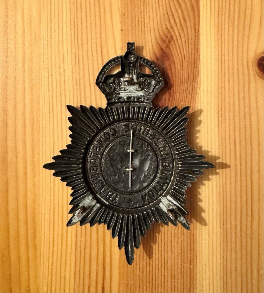 Nottinghamshire Constabulary Police Helmet Plate RARE PEACOCK CENTRE ...