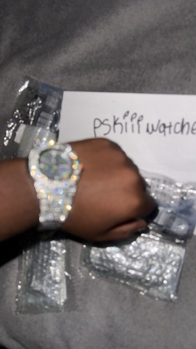 Vvs Carti Styled Iced Out Round Face Watch Bust Down Style Quartz Men’s ...