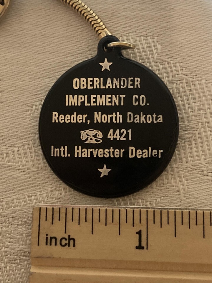 Vintage International Harvester Oberlander Implement Reeder North Dakota Keyring | eBay