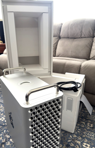 2019 Mac Pro 12 Core, 3.3 GHz Xeon W-3235, 64GB, 1 TB SSD, AMD Radeon ...