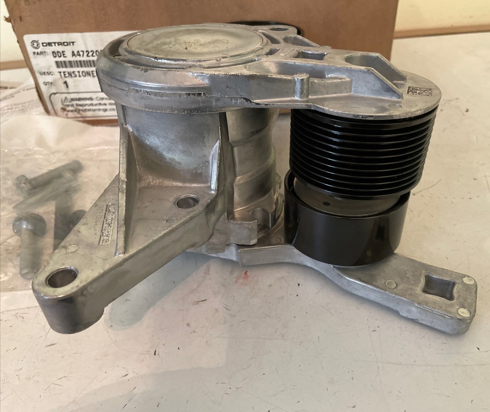 GENUINE DETROIT DIESEL BELT TENSIONER KIT OEM NEW DDE A4722001670 | eBay