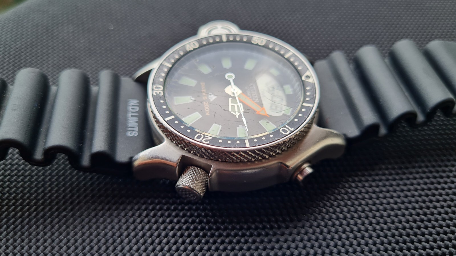 Citizen Aqualand Promaster C520-S044898 HST GN-4-S Japan Divers 200m ...