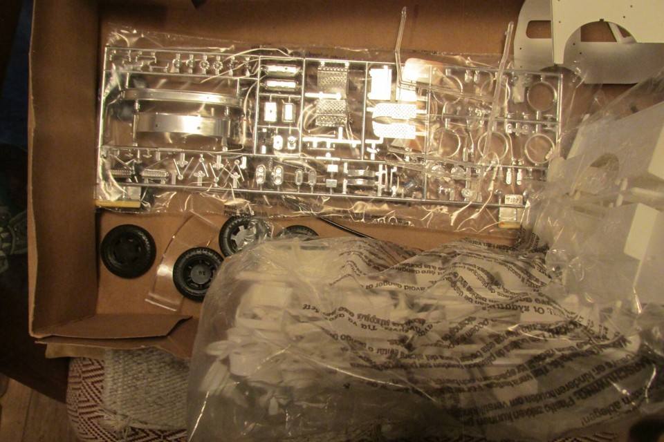 vintage AMT plastic model kit fire engine Pumper american Lafrance 1/25 ...