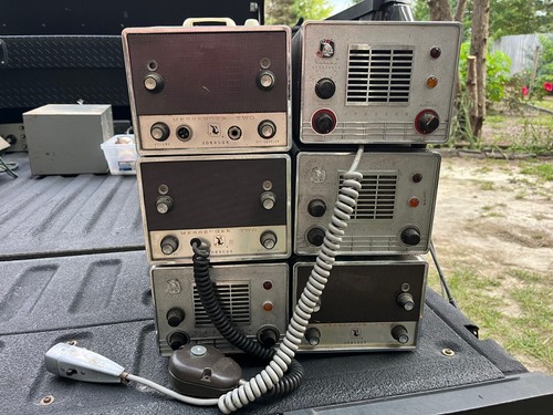 6 Total Vintage E.F. JOHNSON MESSENGER RADIOS Sold AS IS for parts or ...