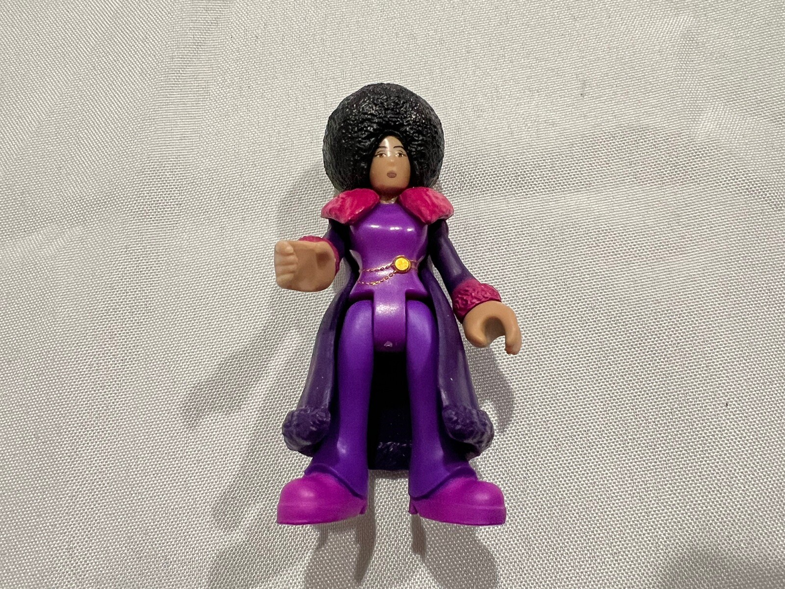 Imaginext Minions: The Rise of Gru BELLE BOTTOM Action Figure ...