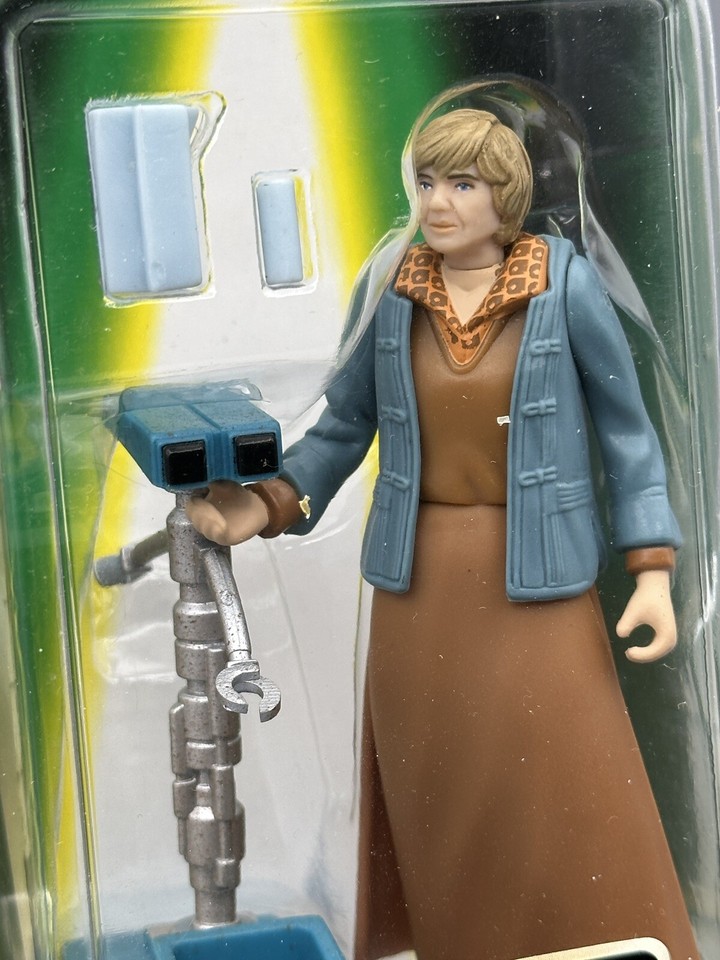 Star Wars Aunt Beru 1998 HASBRO Action Figure NEW In Package ...
