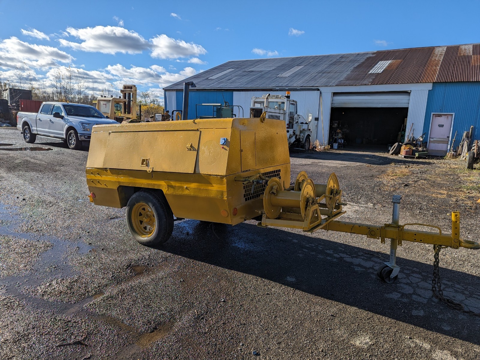 SULLIVAN 250 Portable Air Compressor good condition ready to work Deere ...