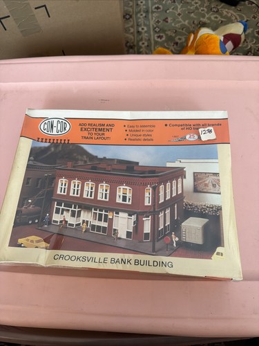 CON-COR HO U/A "CROOKSVILLE BANK BUILDING" PLASTIC MODEL KIT #903 | eBay