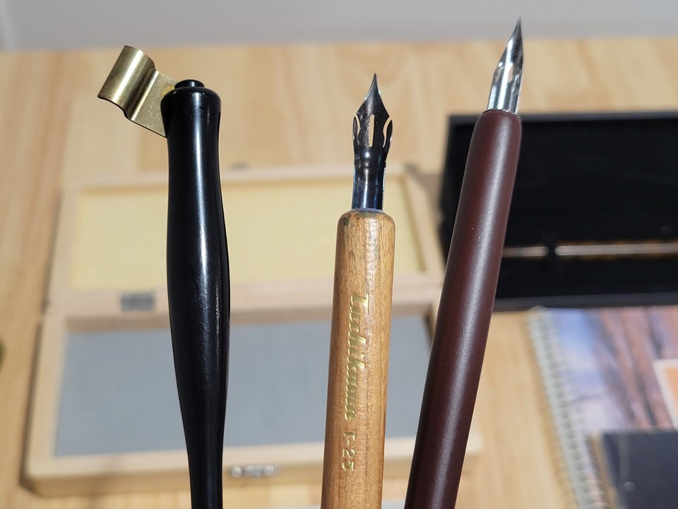 Quality Fountain Pen Lot, Ink Bottles, Calligraphy Books, Nibs, Rotring ...