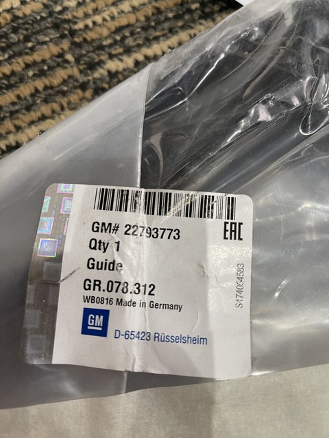 Genuine Vauxhall Insignia Left Rear Bumper Mounting Bracket 22793773 ...