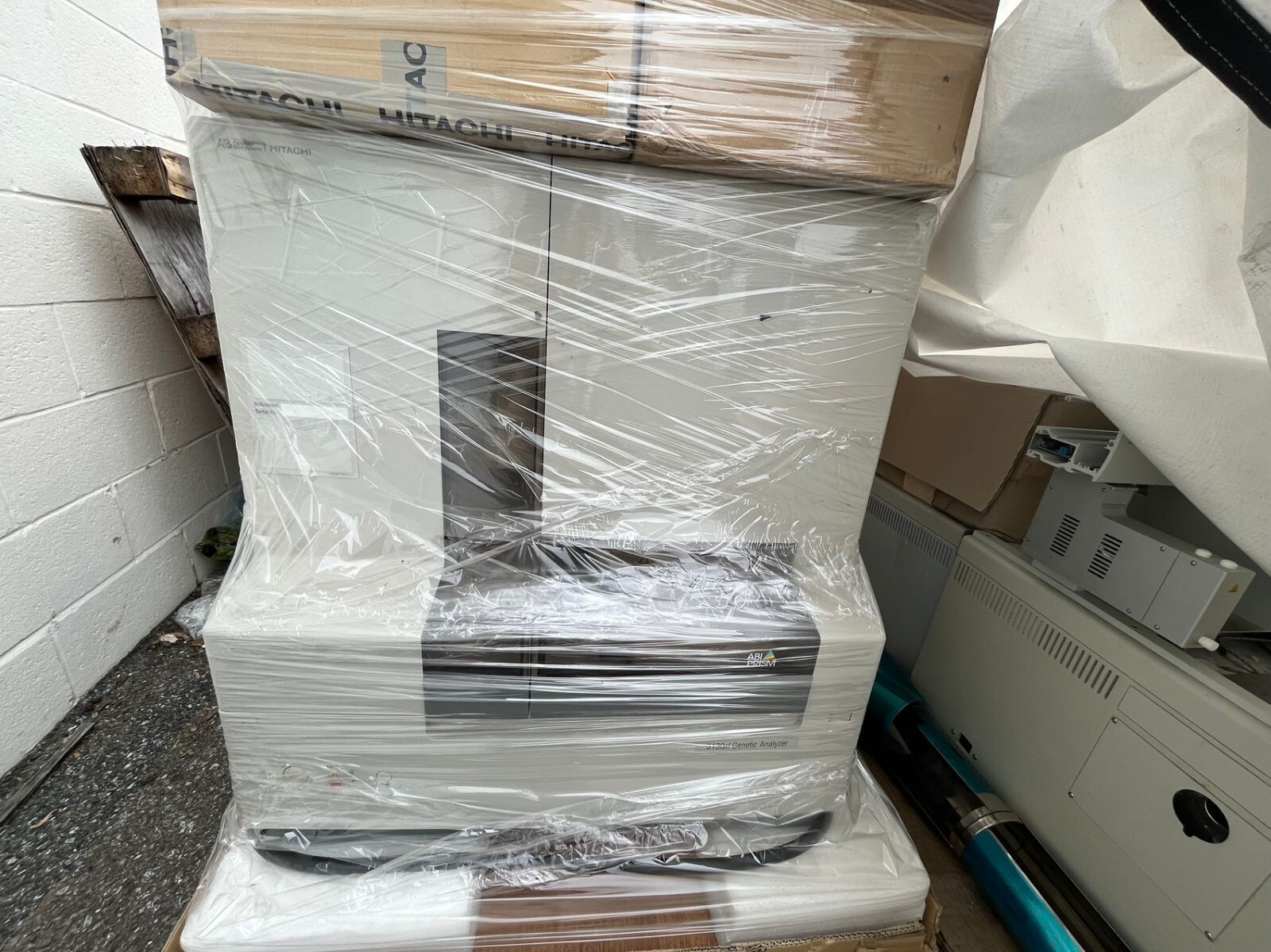 Applied Biosystems Hitachi ABI 3130XL Genetic Analyzer | eBay