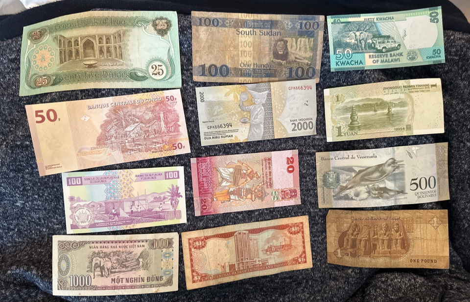 12 Banknotes DIFFERENT COUNTRIES Circulated Currency Foreign World ...