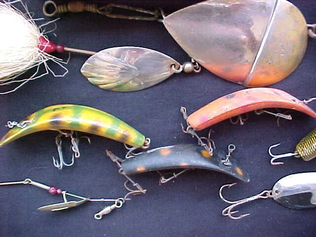 Lot of 9 Vintage Lures, Flatfish, Musky Spinners & Spoon | eBay
