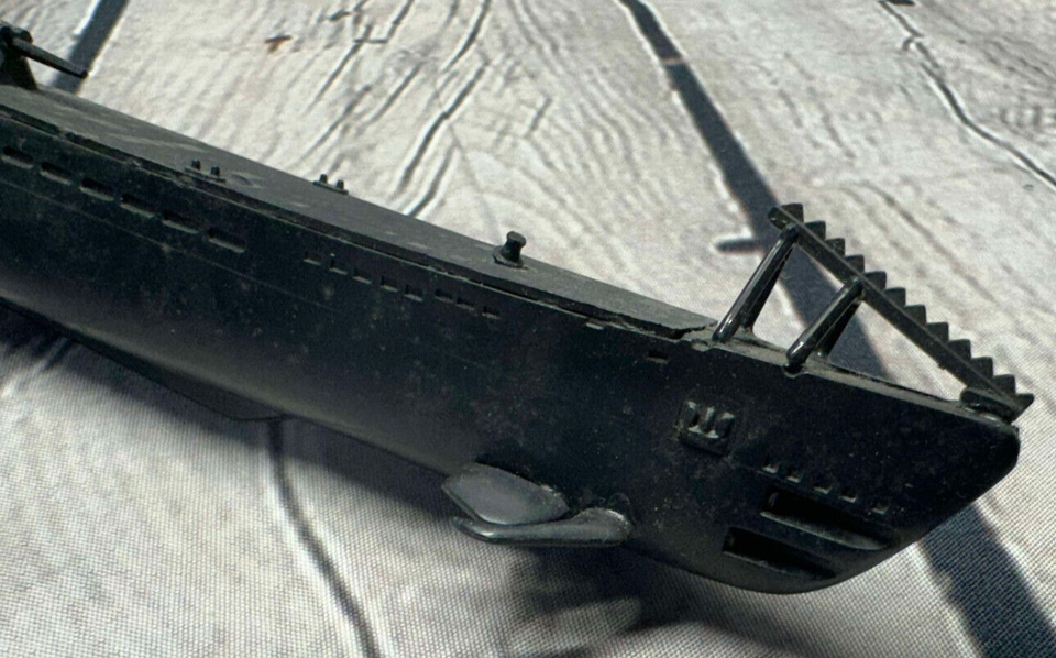 Aurora FF German Wolfpack U-Boat 716 MODEL PLASTIC 1961 1/600 SCALE | eBay