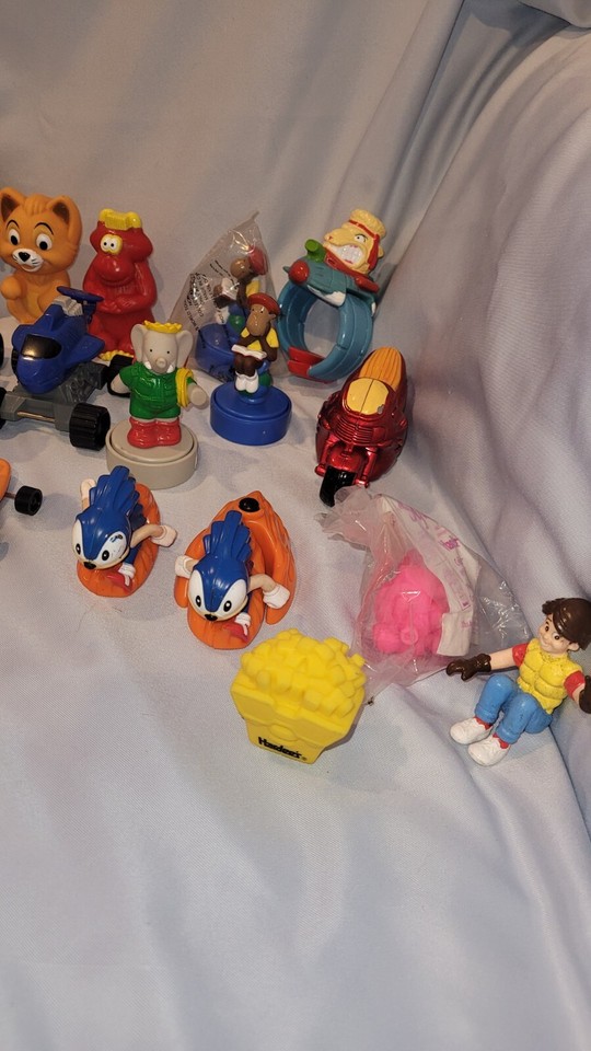 Large Lot Of 27 Vintage Happy Meal & Vintage Toys Sonic, Nerful, Babar ...