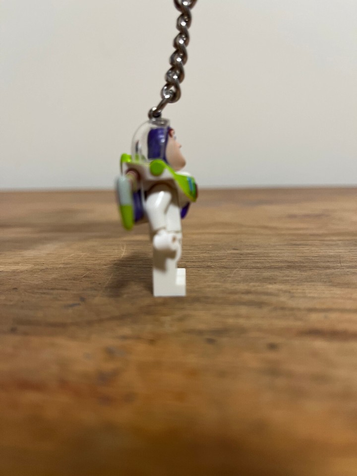Lego 852849 Disney Pixar Toy Story Buzz Lightyear Minifigure Keychain ...