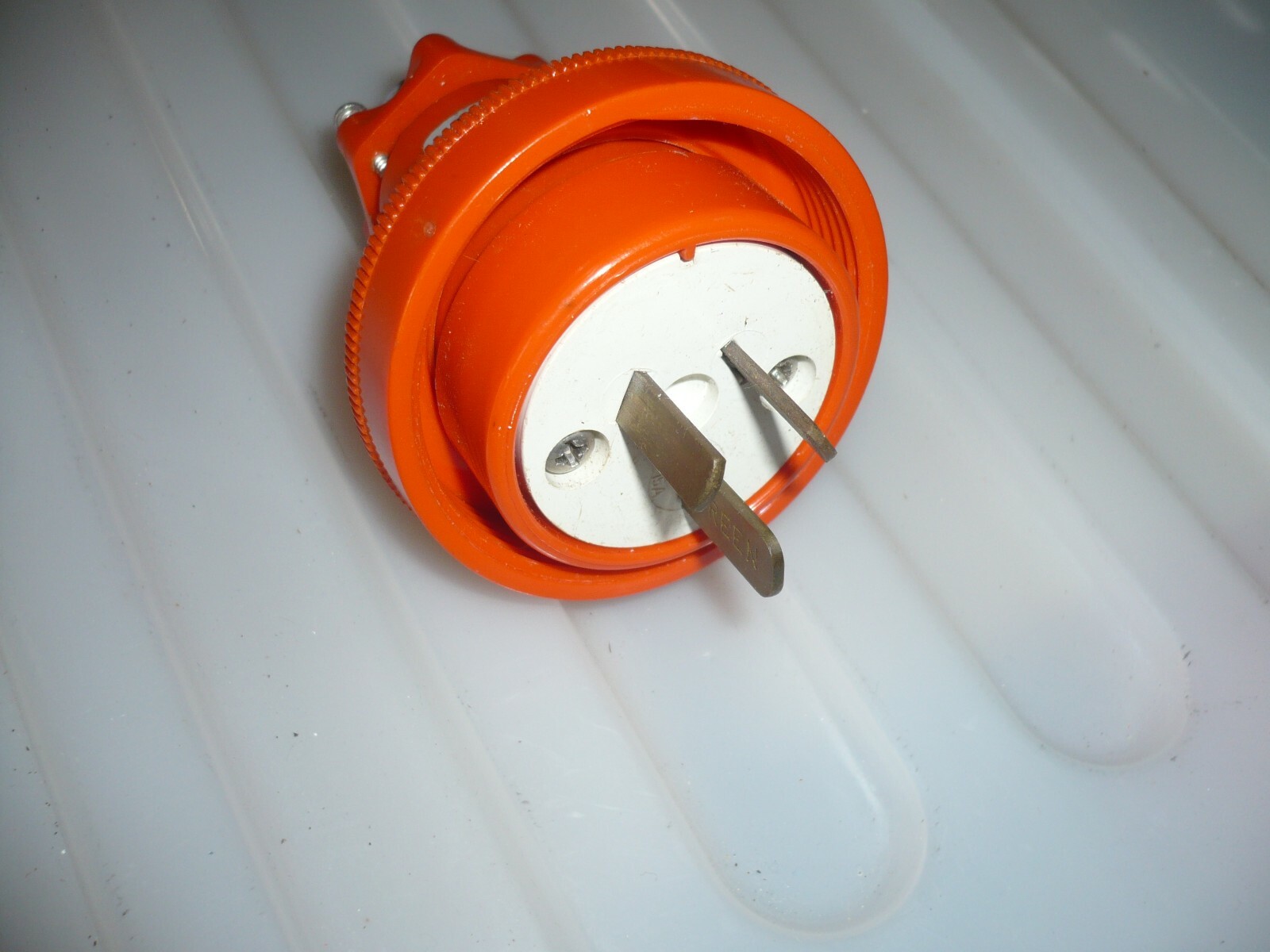 CLIPSAL / WILCO WIP115 STRAIGHT PLUG 15 AMP IP66 for sale online | eBay