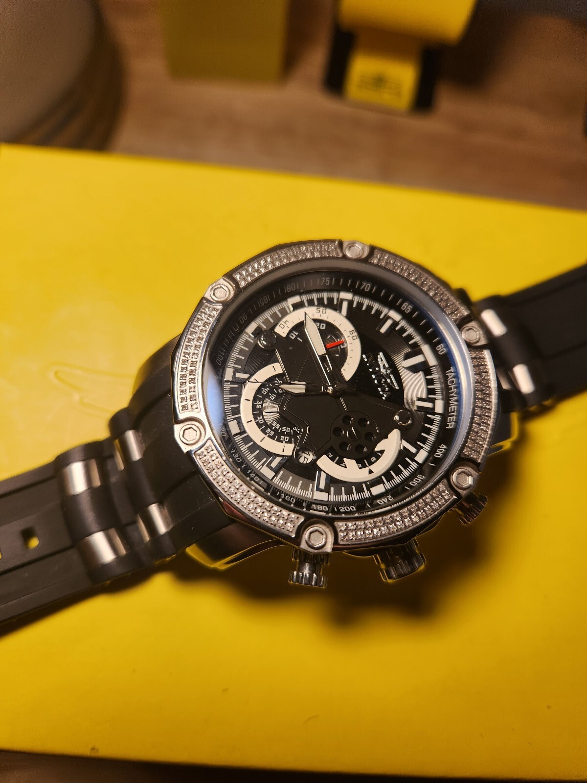 Invicta Pro Diver Diamond Men's 50mm .62 CTW Diamonds Chronograph Watch ...