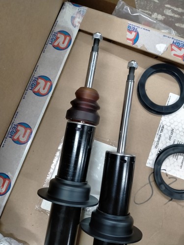 Spring assister bush / bump stop, Jaguar XK8 XKR X100, MJA2150BA ...