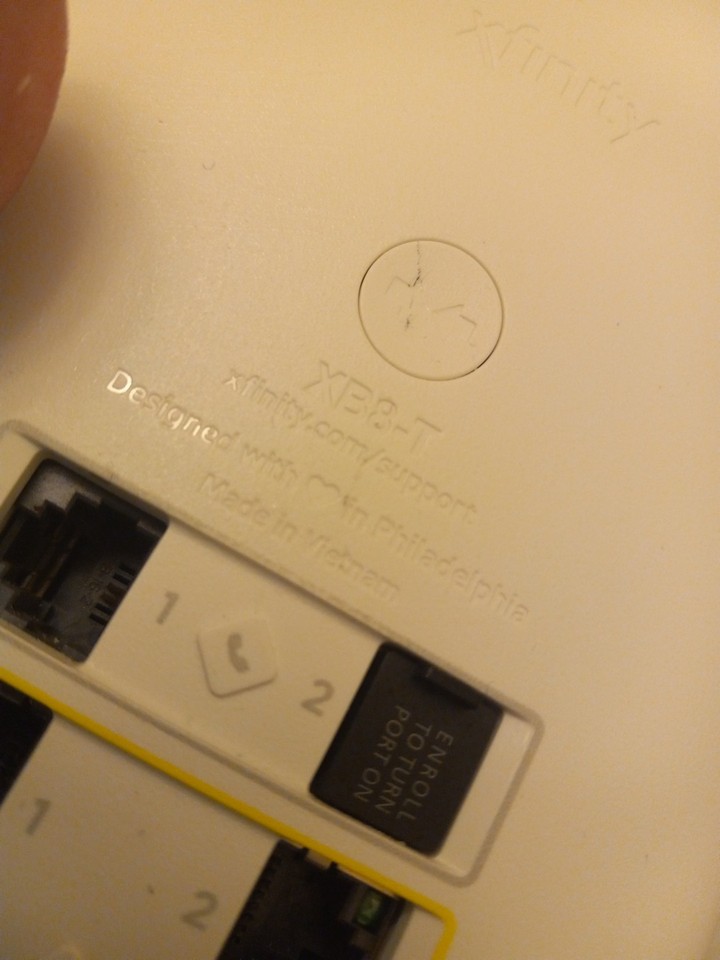 Xfinity XFi Gateway Router XB8-T Triband Wifi CGM4981COM No Power Cord ...