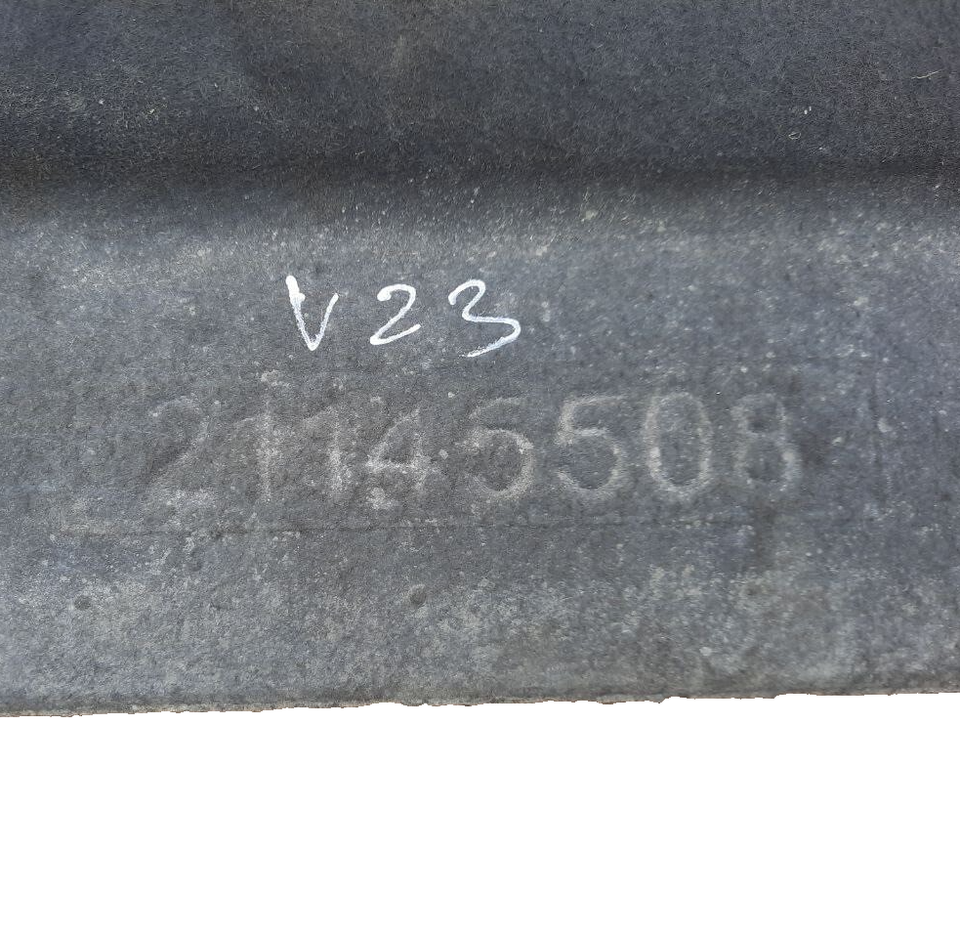 Volvo FH4 FH5 Euro 6 Genuine Engine Noise Reduction Cover Silencer ...