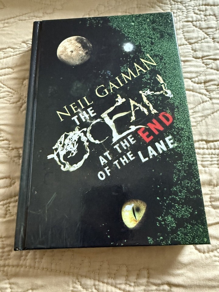 *Publisher’s Copy* Ocean at the End of the Lane *Signed* by Neil Gaiman ...