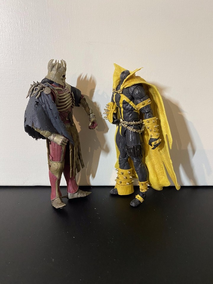 McFarlane Toys The Witcher 3 : Eredin Breacc Glas and MK11 Spawn Yellow ...