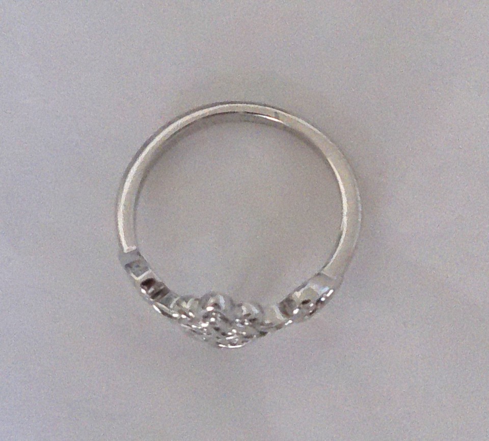 New S925 Silver Hearts Eternity Loops Circle Ring Size 9 Unusual Design ...