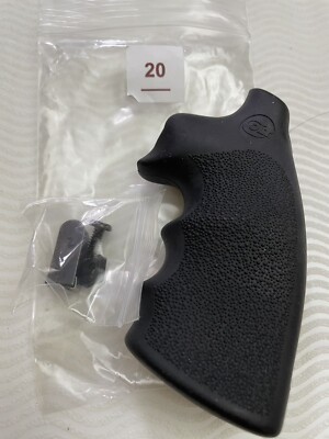Altamont Grips - Colt Python Rubber Stippled - Black Rubber | eBay
