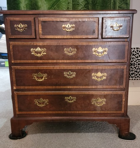 Henredon Walnut Small dresser chest – 6 drawers – Great Quality ...
