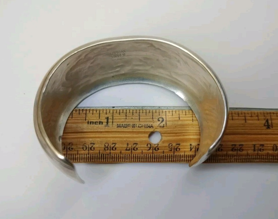 LARGE THOMAS SINGER ENGRAVED NAVAJO INDIAN STERLING SILVER WIDE CUFF ...