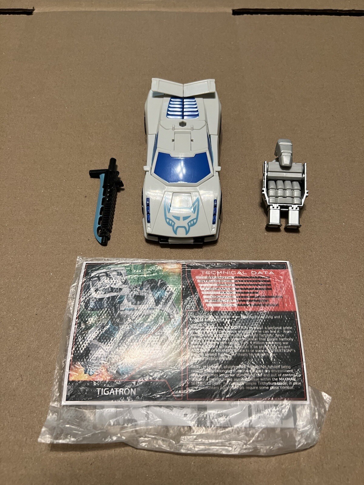 Transformers Botcon Tigatron With Weapons and Tech Spec | eBay