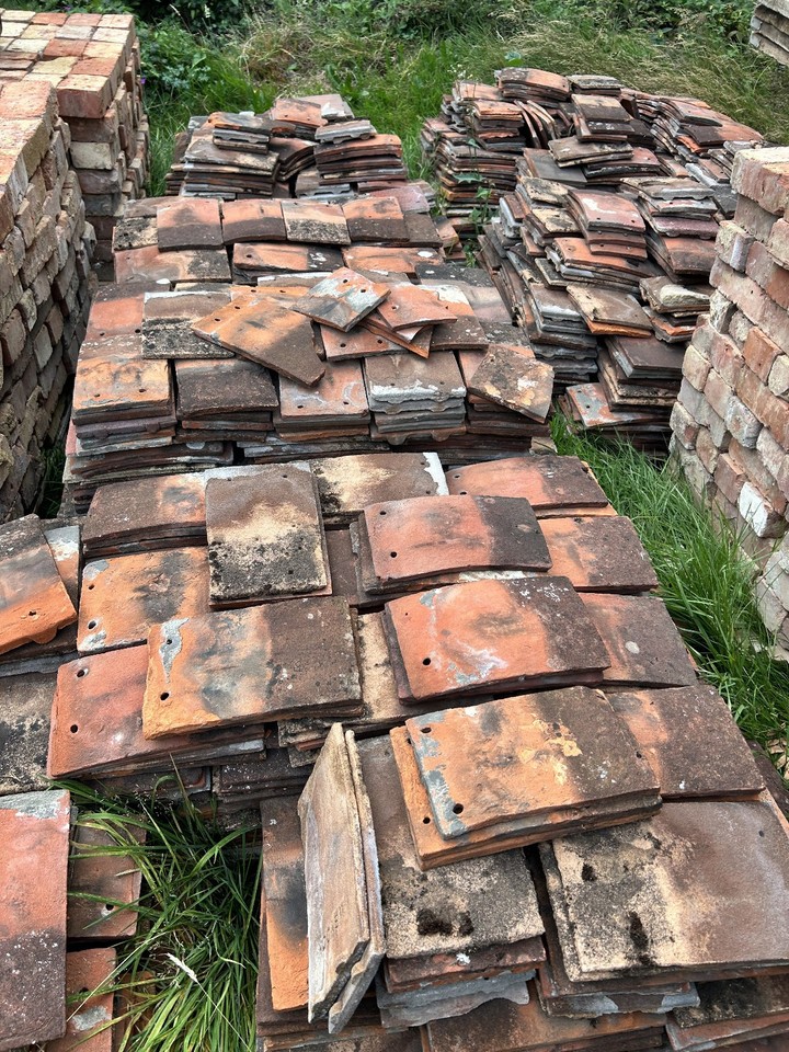 Reclaimed Traditional Handmade Clay Peg Tiles 50p each tile | eBay UK