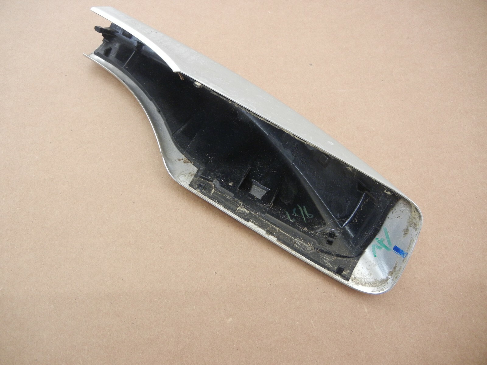 Infiniti FX35 FX45 03 - 08 roof rack rail right rear end cap cover ...