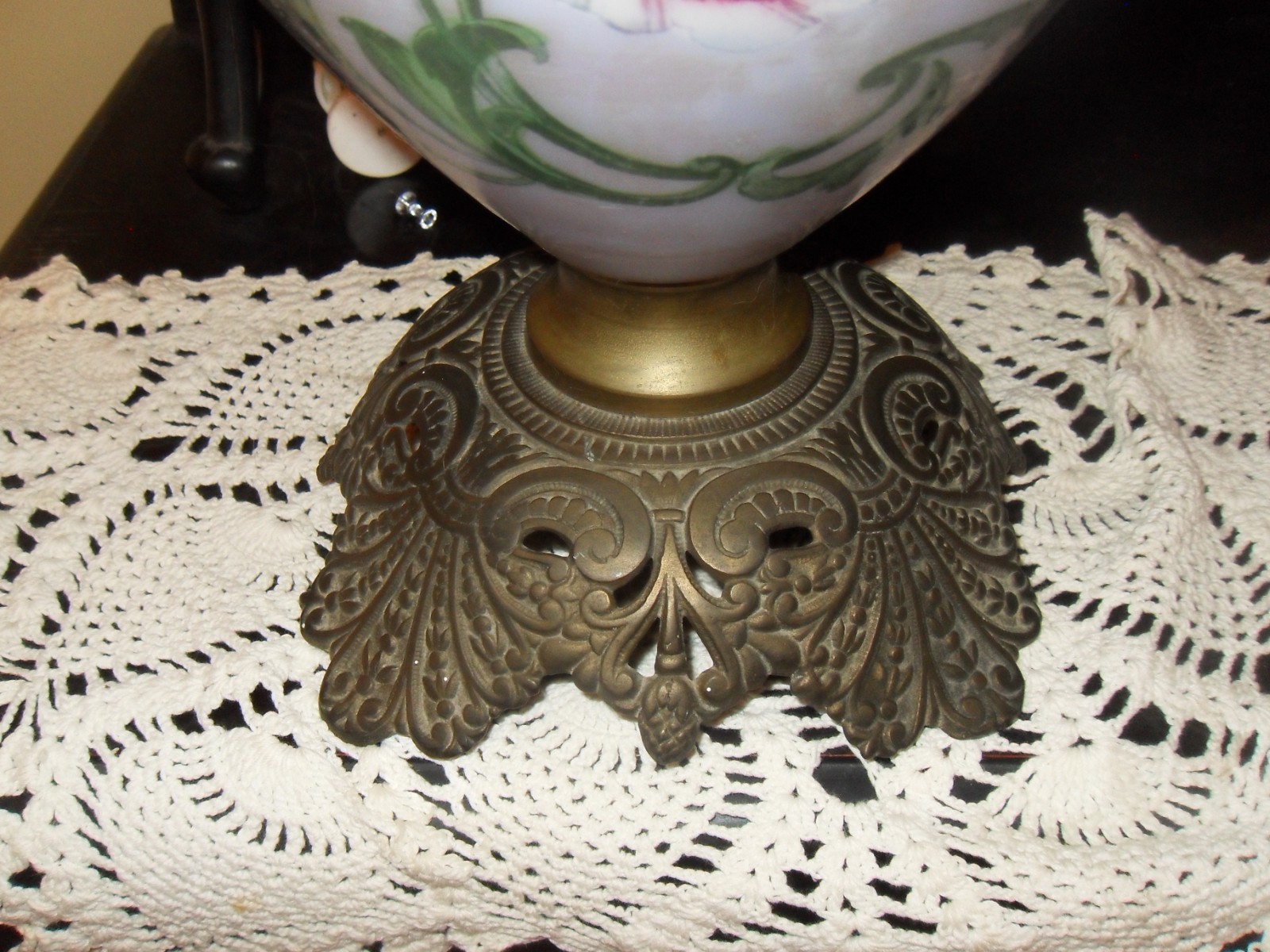Original Antique Gone with the Wind Lamp, Hand Painted Purple & Red ...