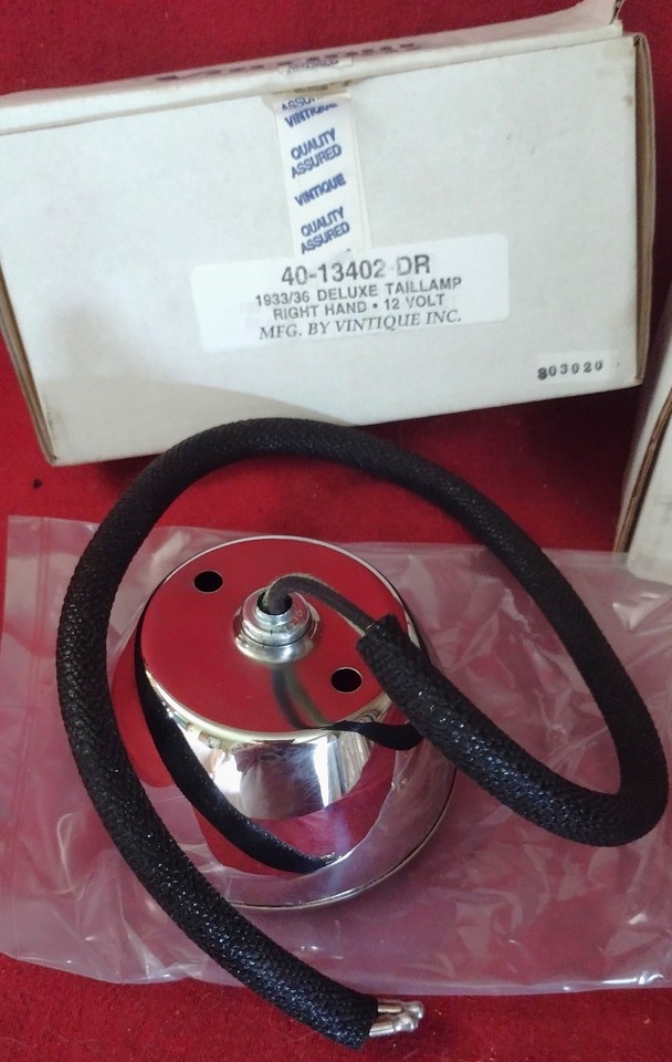 1933-1936 Pair (L&R) Ford Tail Lamp Assemblies 12 V. 40-13402-DL & 40 ...