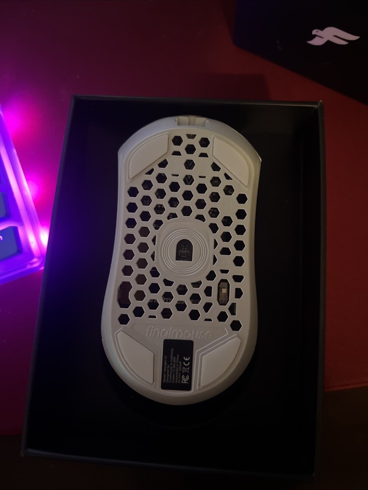 **Excellent Condition, Finalmouse Starlight-12 Zeus SMALL | eBay