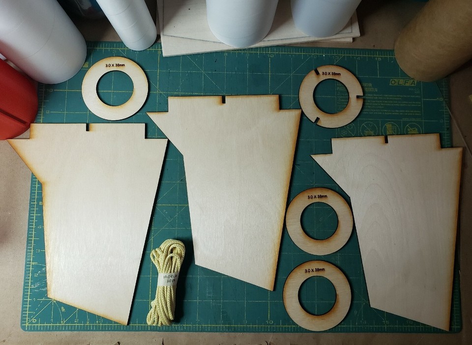 Upscale 3" Yellow Jacket Model Rocket Kit 54" Tall, 3 inch Dia, 38mm ...