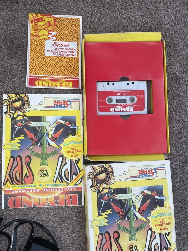 SPECTRUM ZX + 2 - Keyboard Box & He- Man Game + Spy Vs Spy Game & Gun ...