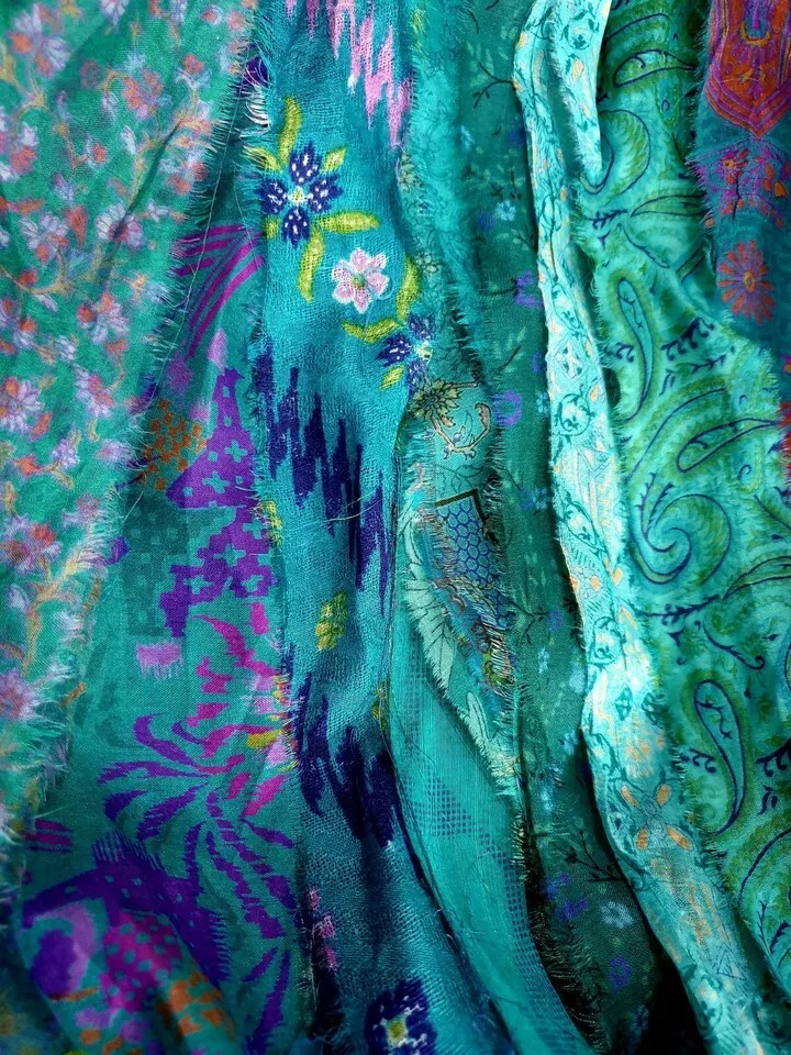 On 24 yards unstitched recycled pure silk sari ribbon yarn tassels pck ...