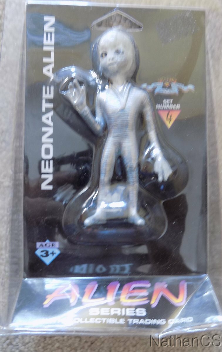 Neonate Alien Miniature 3-Inch figure - Myths - Legends - Miniatures | eBay